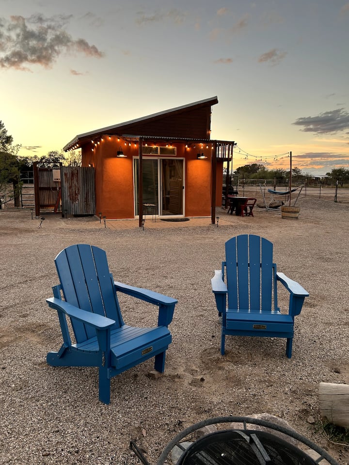 The Strawbale Casita | Mtn Views From Tiny Home - Tucson, AZ