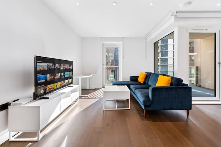 Sky High 2 Bedroom Views Of London Modern Flat -