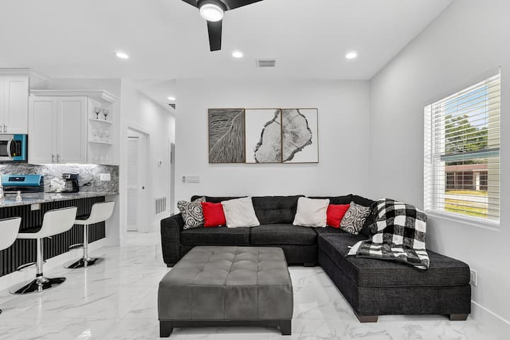 Relax & Rest House - Hillsborough River State Park, Thonotosassa