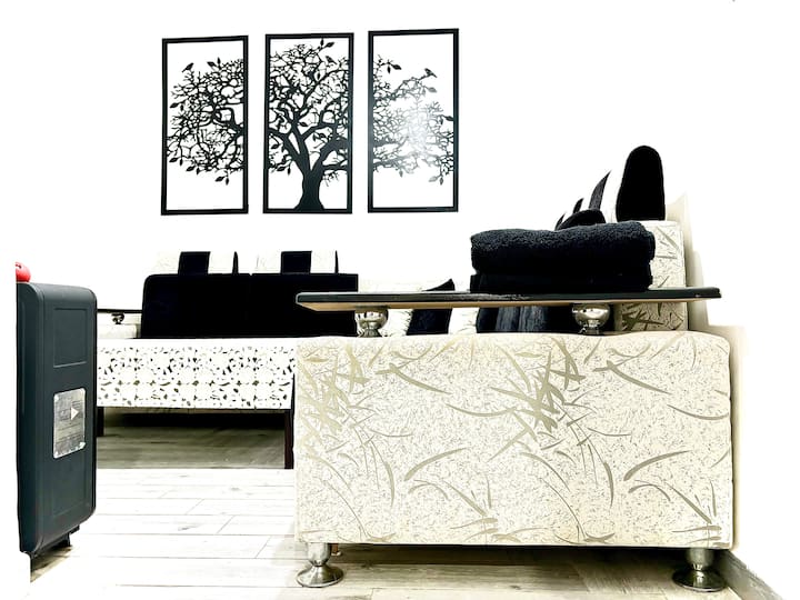 Appart Hôtel Avec Garage En Plein New Oran. - Algérie