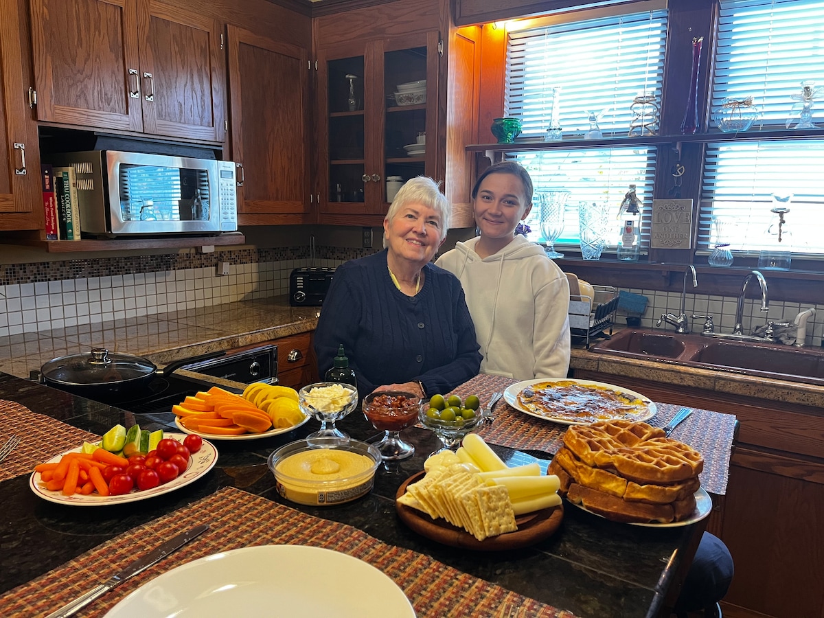 The Cozy Grotto Room number 2 - Houses for Rent in Seattle, Washington ...