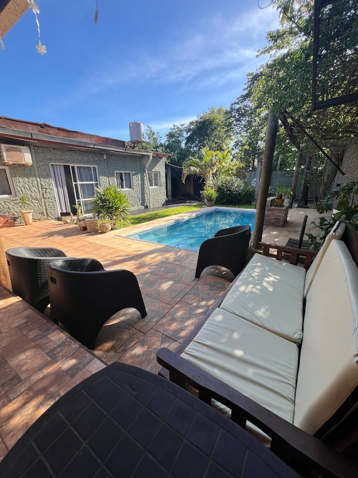 Casa Luminosa Rodeada De Naturaleza. - Puerto Iguazú