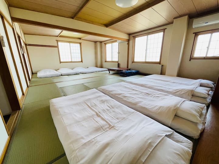 Wakata Lodge Hakuba | Group Room For 8, Big Bath - Hakuba
