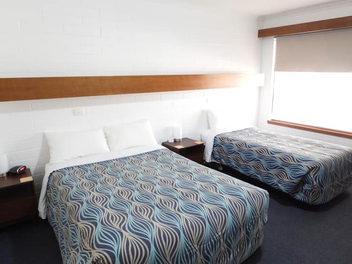 Family Room With 2 Bedrooms - Mildura