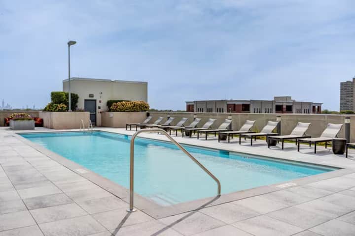 Quiet Luxury• Skyline Views• 15 Min To Chicago - Oak Park