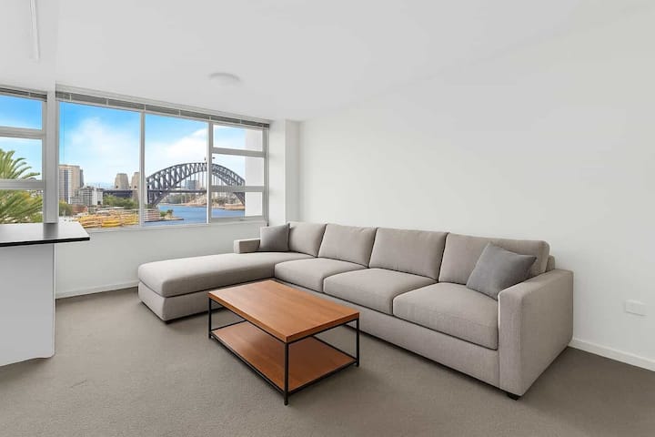 Cozy Studio With Stunning Views - North Sydney