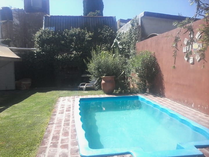 Alquilo Deptos Con Piscina, Parque Y Asadores - Villa Carlos Paz