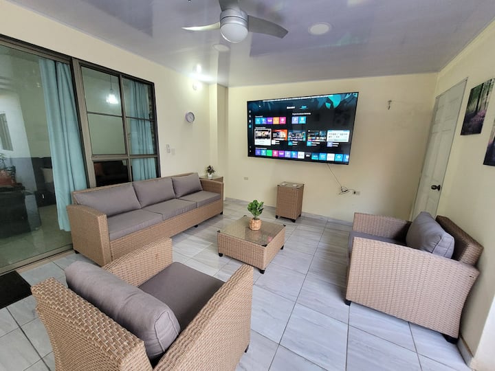 Residencia Maria Del Tránsito, Confort Y Elegancia - El Salvador