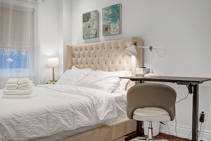 Private W/ensuite Bath Unit Near Yonge & Sheppard - Toronto