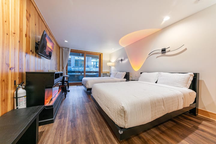 Cozy Condo In Heart Of Northstar - Ski In/ski Out - Carnelian Bay, CA