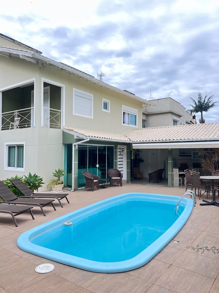 Casa Ampla C/ Piscina Na Lagoa – Perto Das Praias - Florianópolis