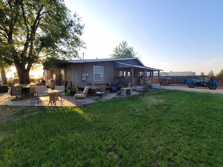 Cabin Feel And Close To Everything - Nampa, ID