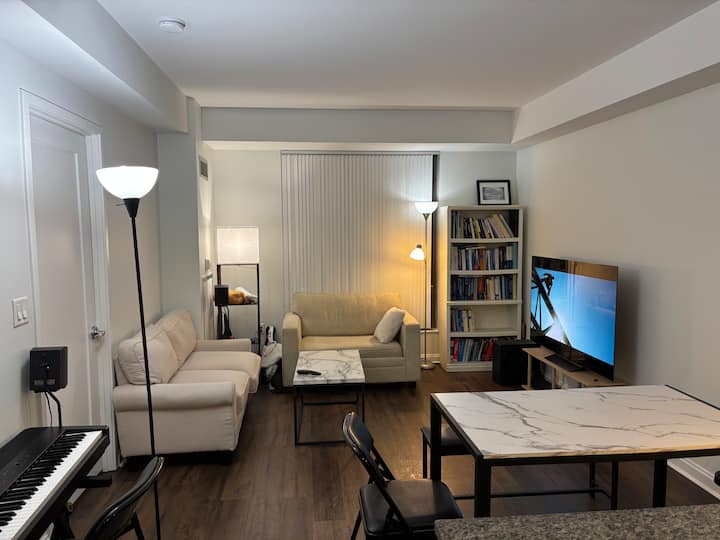 Cozy Room In Third Square Apartment Nearby Kendal - Boston, MA