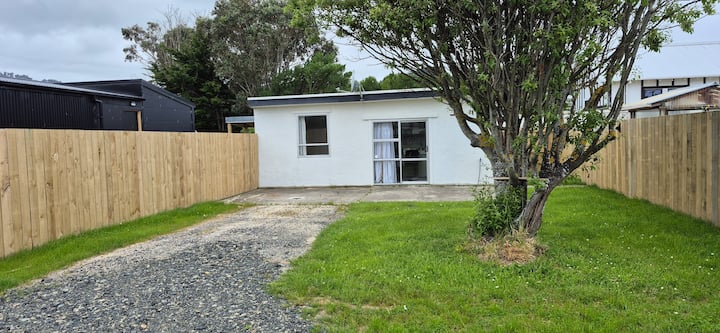 Tomahawk Small Stay - Dunedin