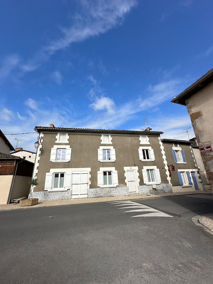 Charming Home In French Countryside. - Charente