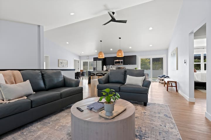 Blakeford 1113 Shadow Ln W/heated Pool - Green Bay, WI