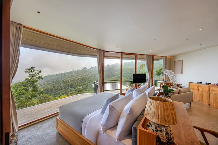 One Bedroom Luxury Panoramic Cabin - Munduk