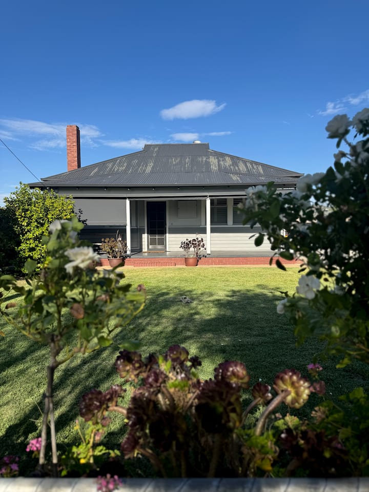 Charming Country Nagambie Cottage - Nagambie
