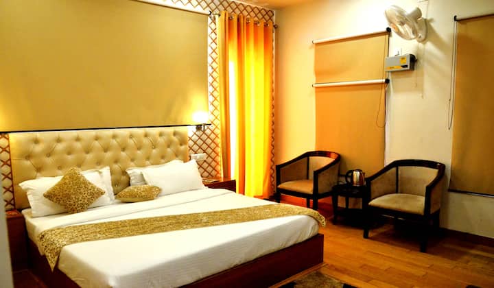 Hotel Lavenir Premium Room - ロータク