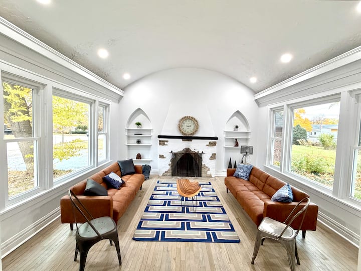 Prime Location Sfh - Walk To Shops & Dining - Downers Grove, IL