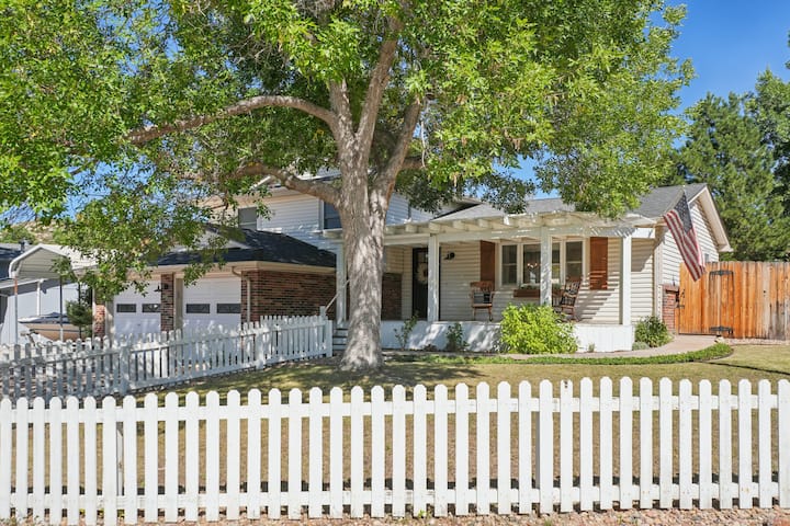 The Rustic Retreat - Castle Rock, CO