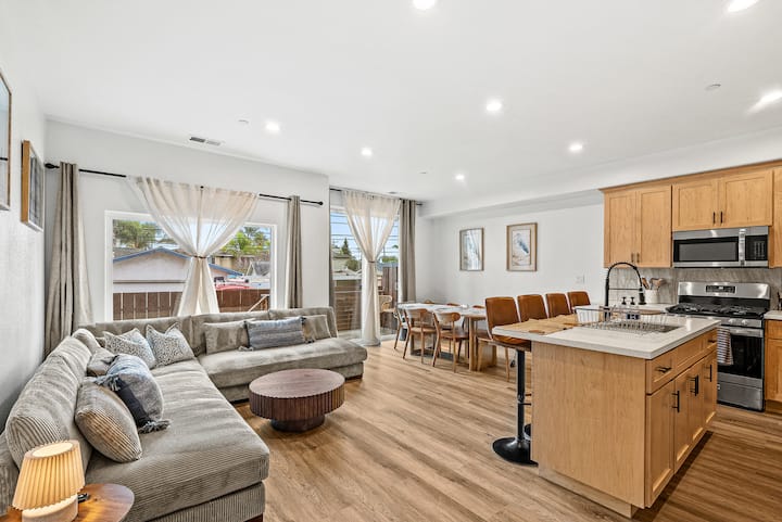 Condo For 9 Btwn Monterey And Santa Cruz! - Watsonville, CA