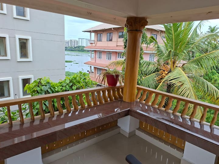 Avg Premium Homestay Ernakulam - Kochi