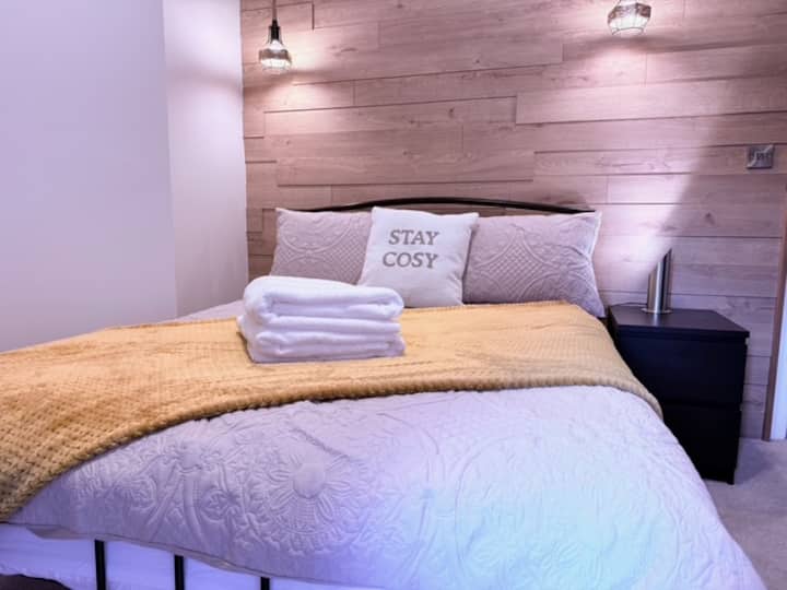 Smart One-bedroom Apartment With Garden - Eastbourne