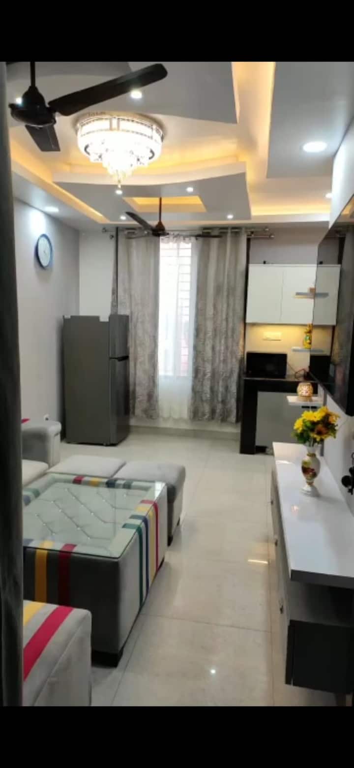 Cozy 1 Bhk Independent Floor With A Terrace - Chandigarh