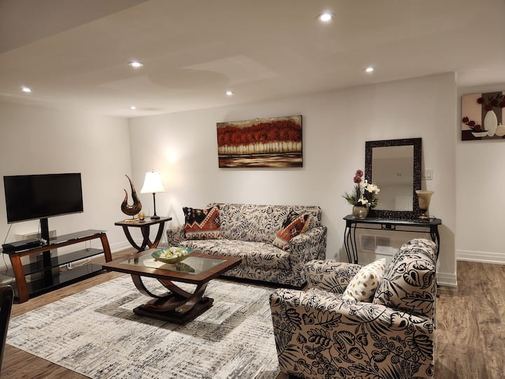 Beautiful Basement Apartment. - Oshawa