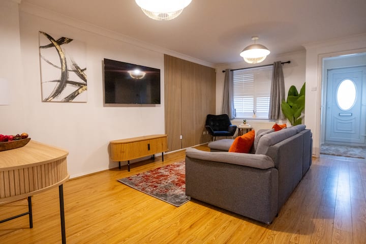 Modern 3br Chafford Stay | Sleeps 6 - Dartford