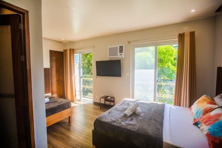 Room For Group In Romblon - Romblon