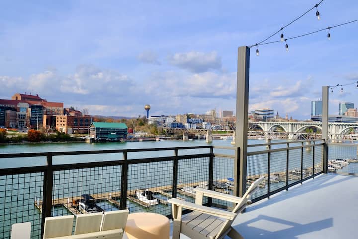 (Brand New) Ultimate Knoxville Riverfront Stay - Knoxville, TN