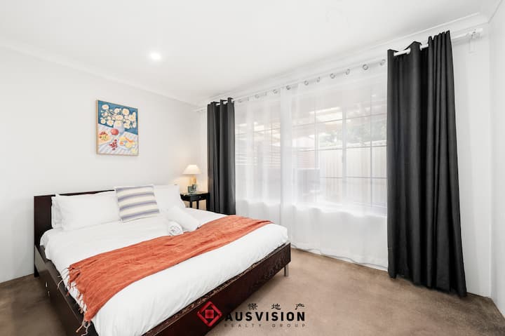Modern Budget 2br | Airport • Shops • Curtin Uni - Perth