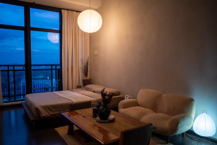 Wabi-sabi Stay At Knightsbridge Residences - Makati