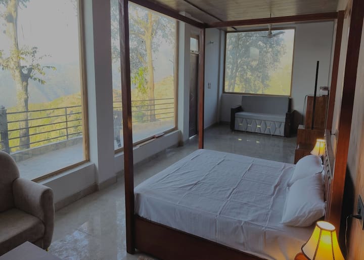 Luxury Suite Room | By Mithra Resort, Pauri - Devprayag