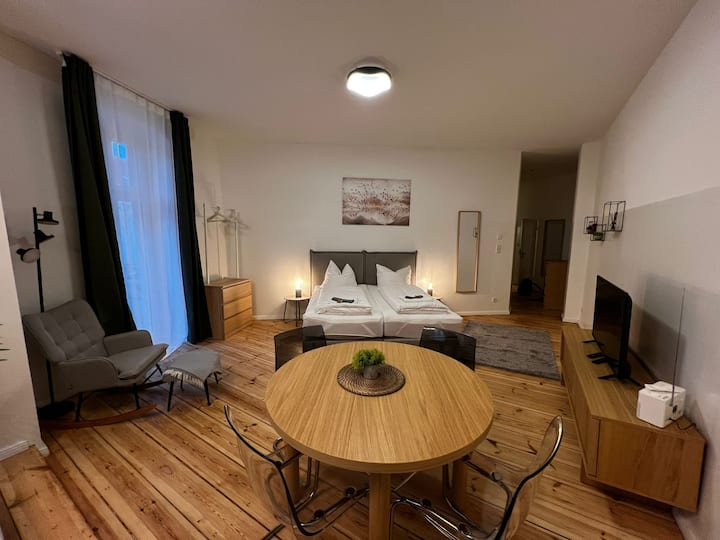 Epen 2 By Rockchair | City Apt, 2 Sz - Berlin