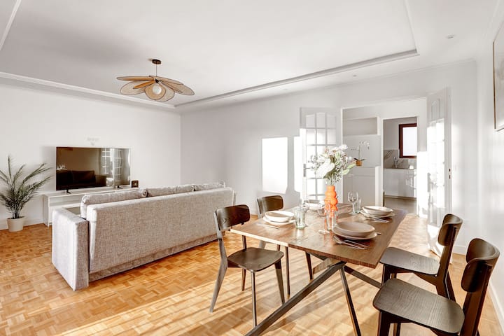 Suite Châtillon : Cosy Avec Balcon • Proche Paris - Châtillon