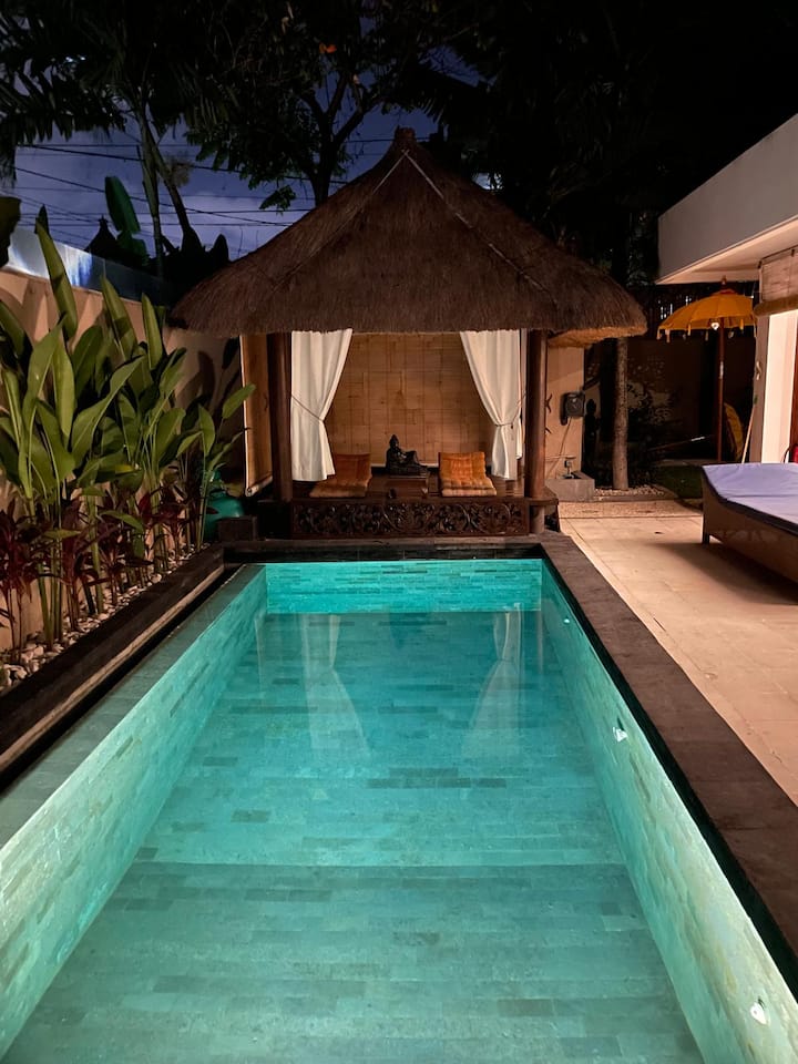 Kangin Villa 2 Bedrooms In The Heart Of Seminyak - Seminyak