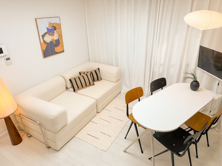 [신규50%할인]합법숙소/신축/서울대학교/신림역/관악산/지하철역도보3분/ev/홍대강남30분 - Seoul