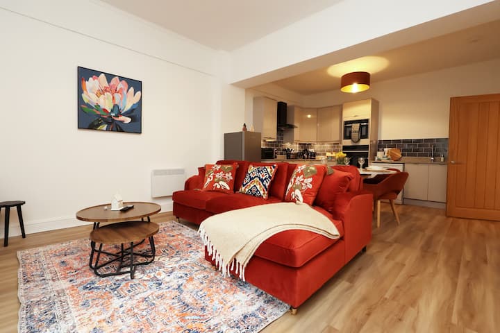 2 Bed, Sleeps 8 Ledbury High Street - Ledbury