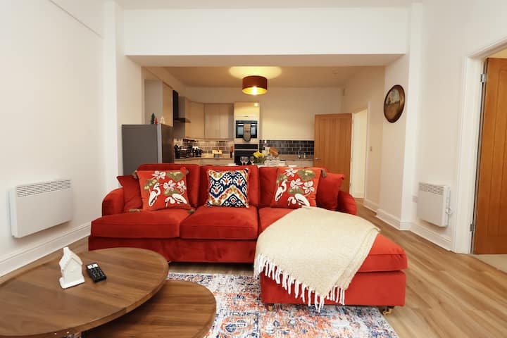 Gorgeous Central Ledbury Apartment! Dog Friendly - Malvern