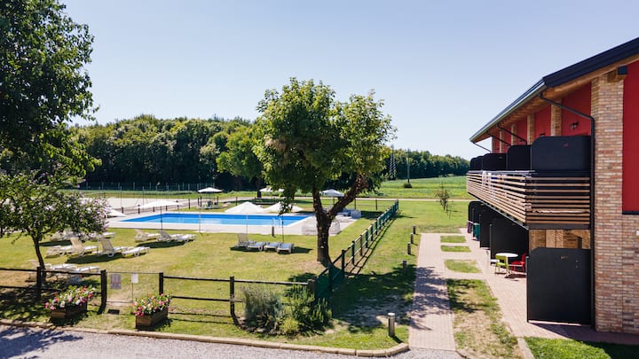 Appartamento Al Primo Piano Per 2 Persone - Grado