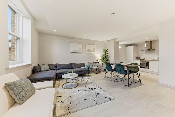 Central Leeds - Modern Apartment - Prime Location - Leeds