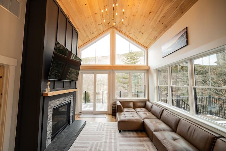 |Hot Tub|sauna | 3k Sqft|100 Inch Tv|massage Chair - Killington, VT