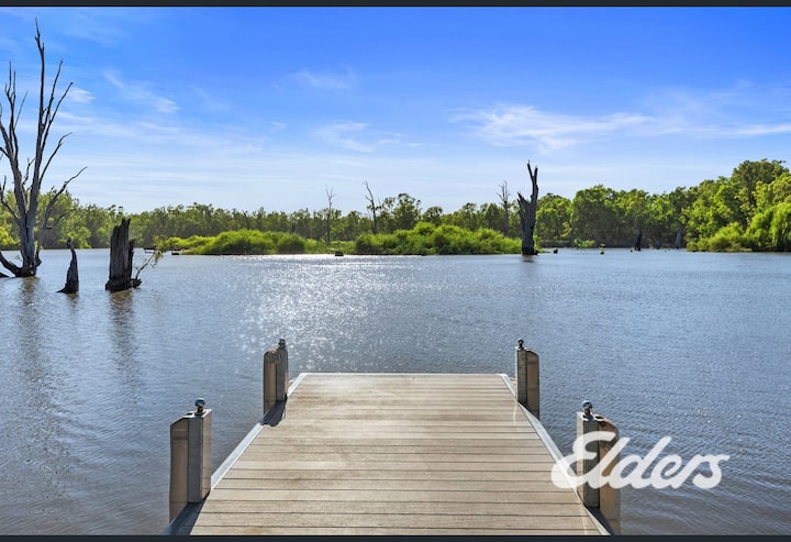 Waterfront Retreat - Bundalong