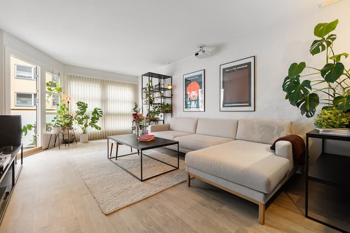 Romslig Og Stilren Leilighet På Grünerløkka - Oslo