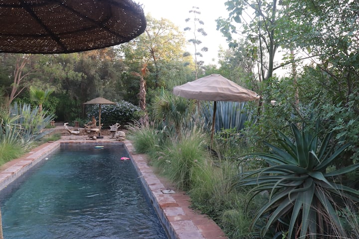 Riad De Charme -Piscine -Jardin Luxuriant - Taroudant