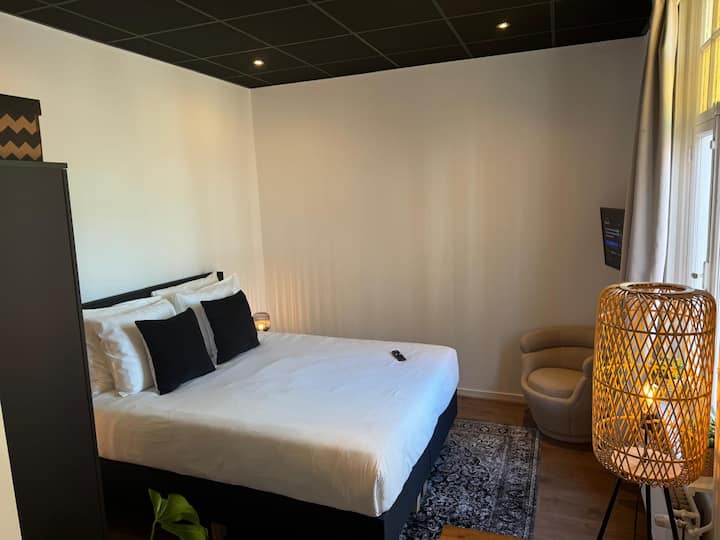 Cozy Studio With Private Facilities In Centre! - Eindhoven
