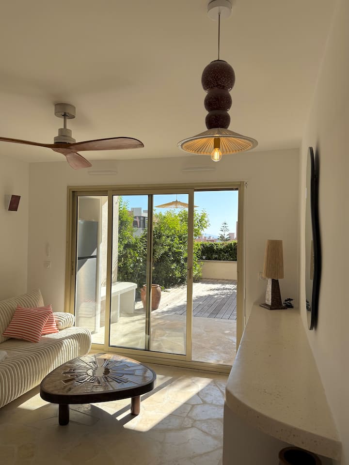 Appartement Rez-de-chaussée Avec Piscine - Antibes